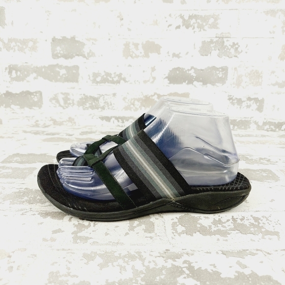 Merrell | Shoes | Merrell Zinnia Strappy Toe Loop Elastic Band Comfort ...